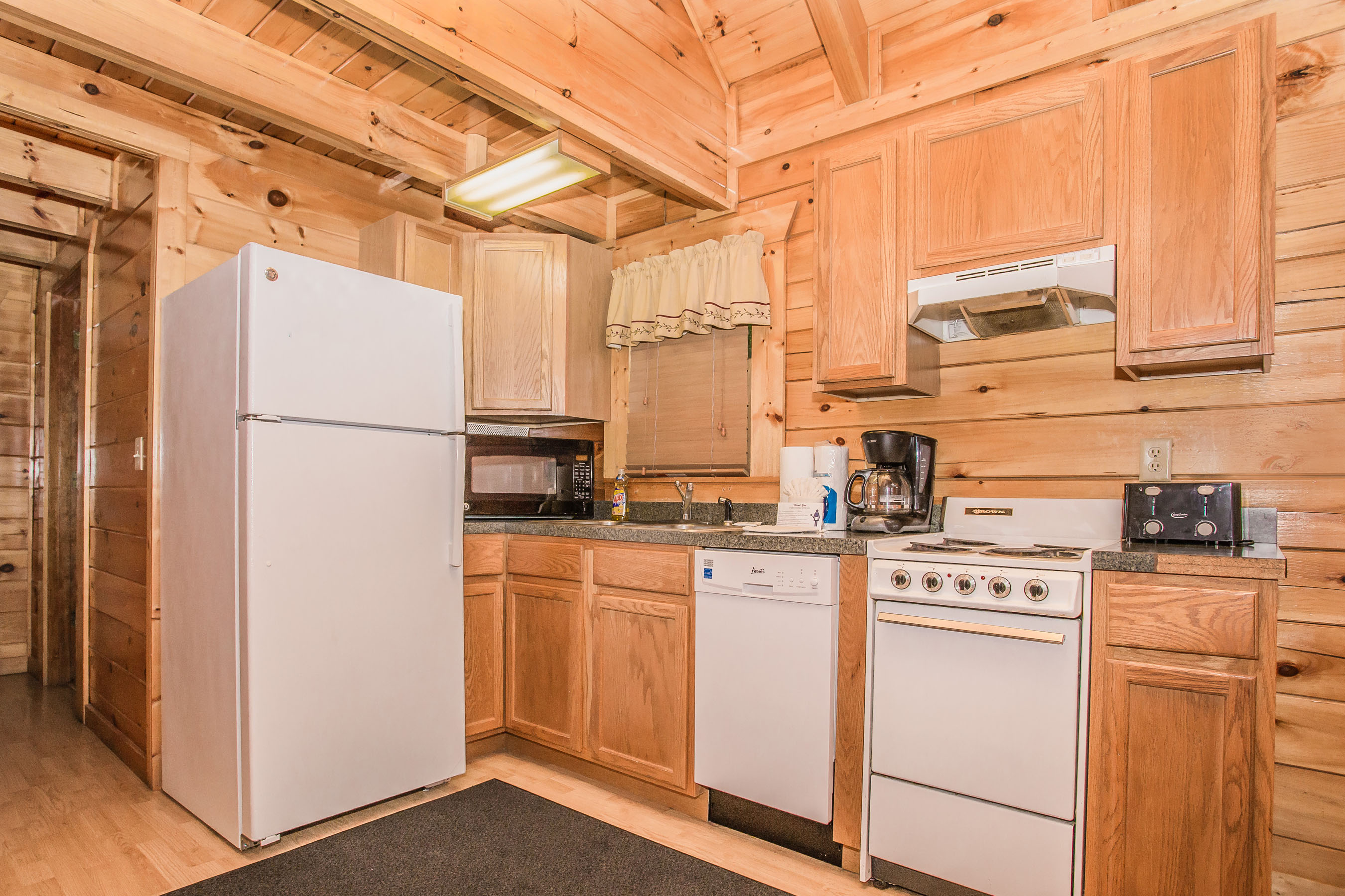 Pin Oak | Travel Advantage Network