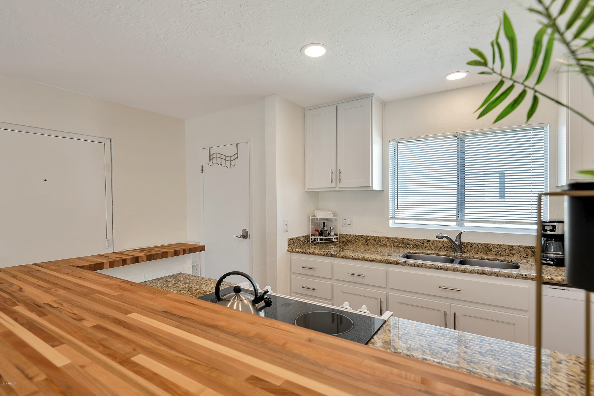 Camelback House Condominiums | Travel Advantage Network