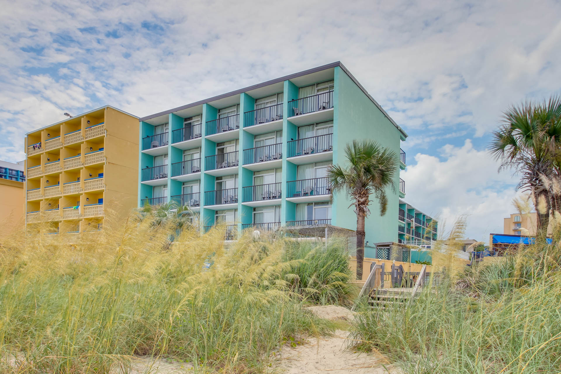 Beach Club at Montego Inn | Travel Advantage Network