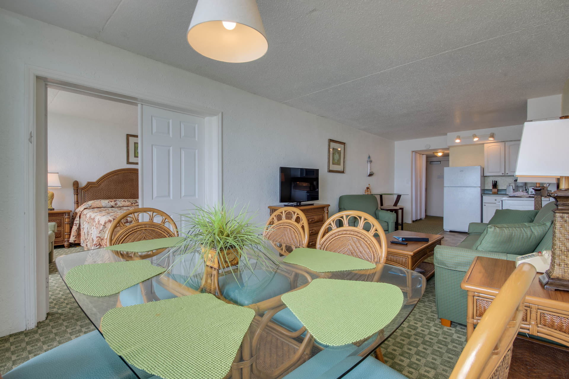 Beach Club at Montego Inn | Travel Advantage Network