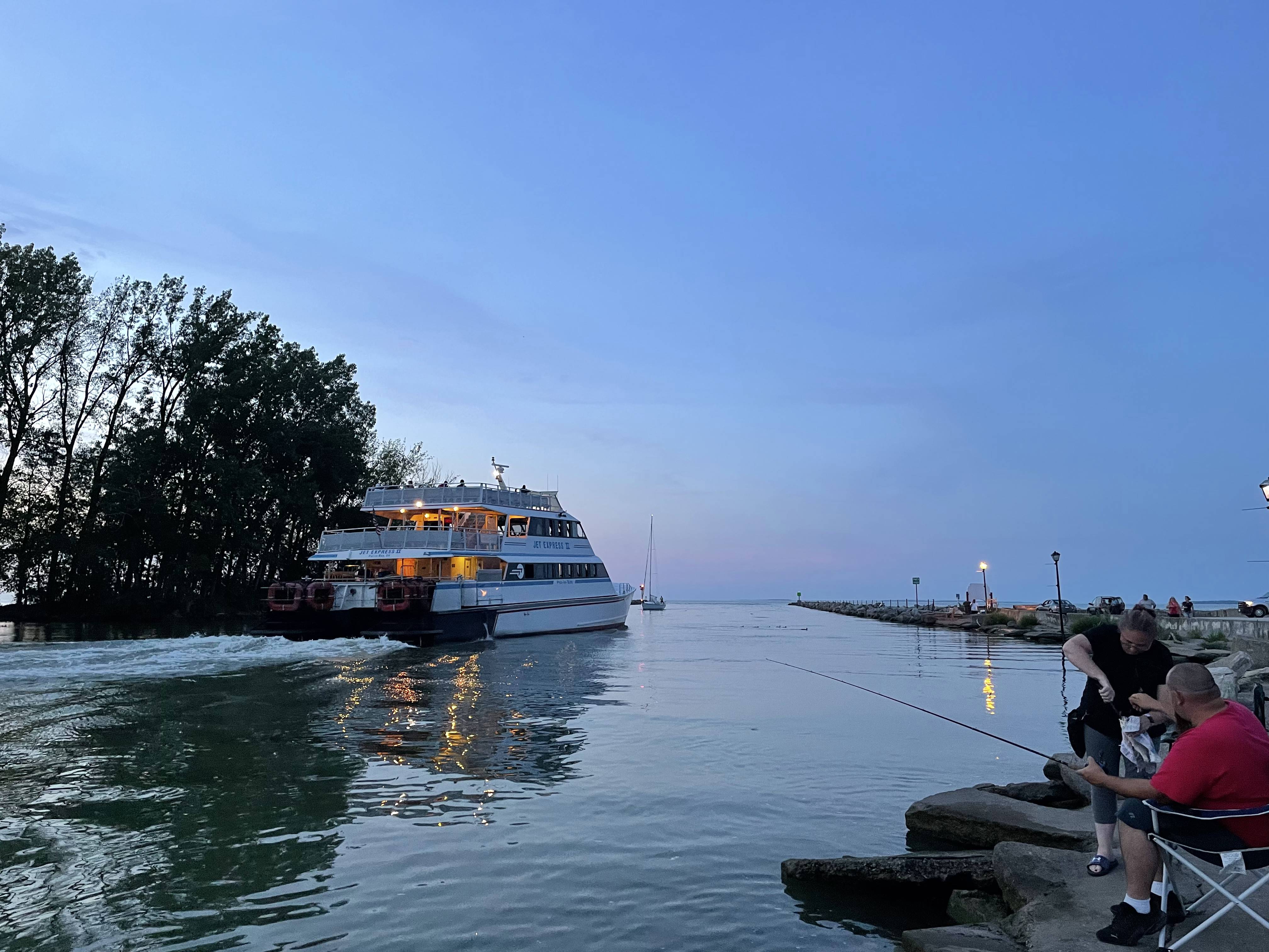 Waterfronts II | Travel Advantage Network